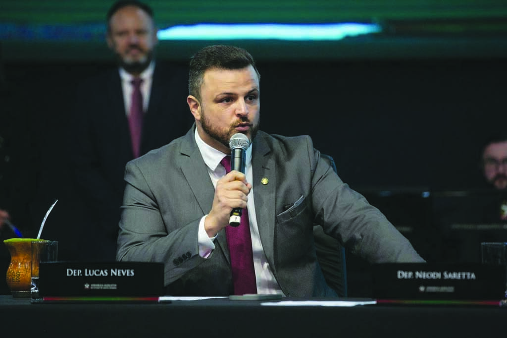 DEPUTADO LUCAS NEVES SE DESTACA COMO UM DOS MAIS INFLUENTES DA ALESC ...